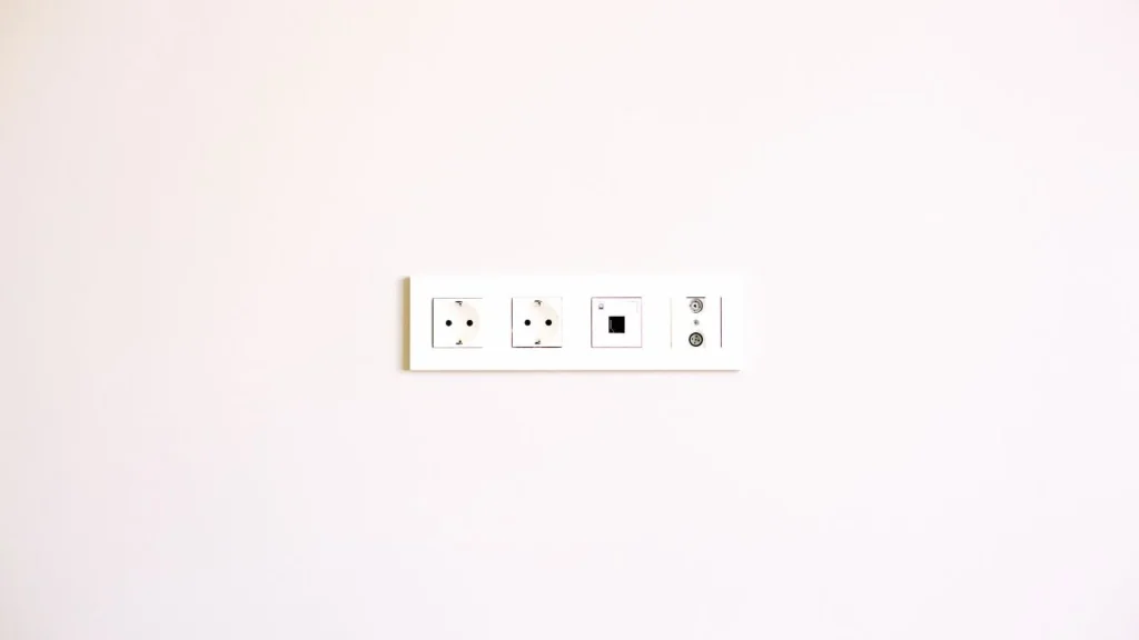 How to Bug-Proof Electrical Outlets: 5 Pro Tips [2025] - Multimeterworld